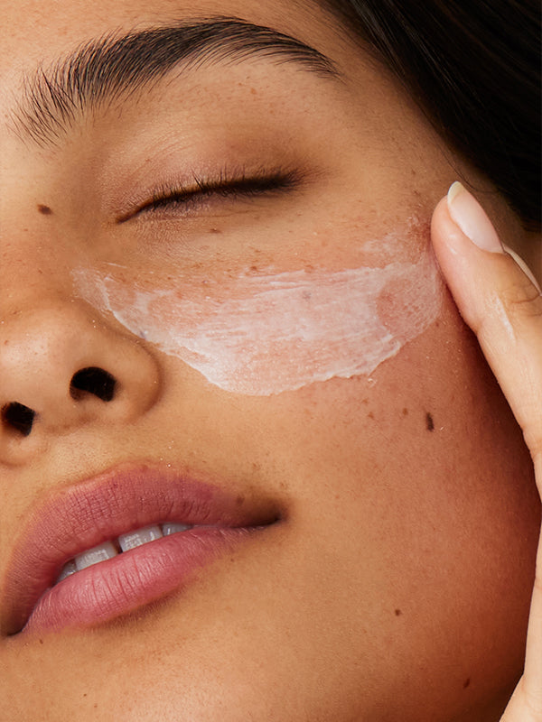 What is Liquid Gold and how to use it | Alpha-h Skincare – Alpha-H ...